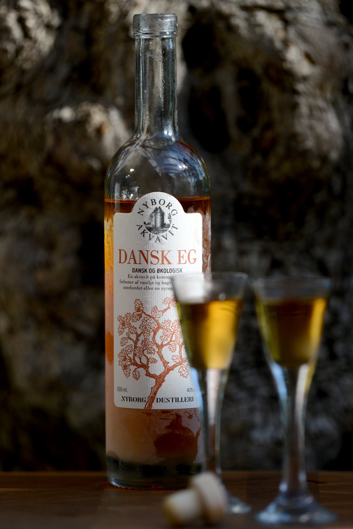 Nyborg Akvavit Dansk Eg Øko 50 cl. - 40% - DANSK SNAPS - VIN MED MERE .DK